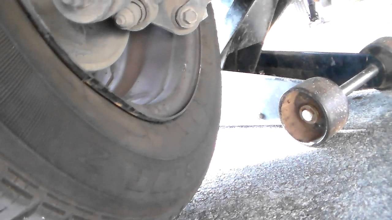 What a warped steel wheel looks like - YouTube