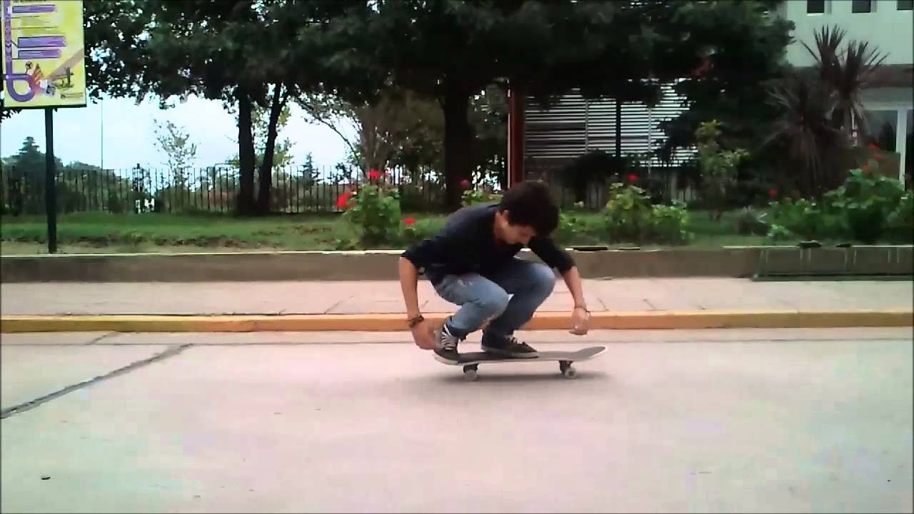 360 Flip Underflip slow motion - YouTube