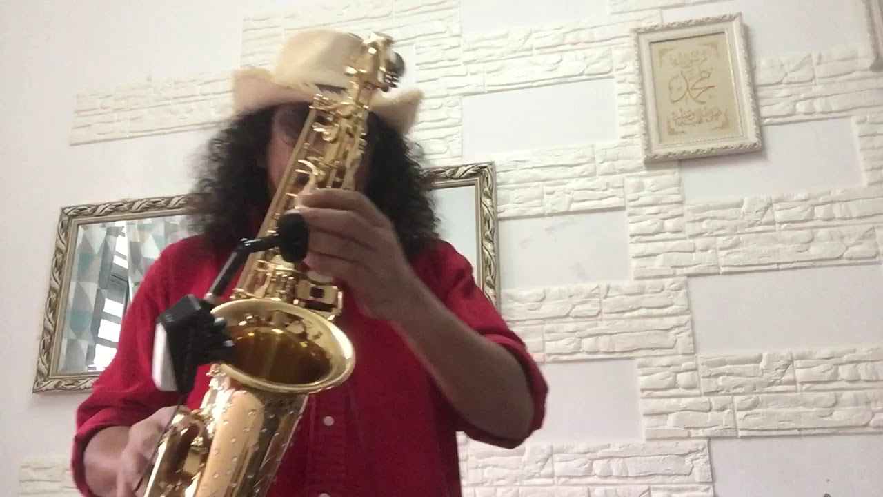 TUNGGU SEKEJAP - Saxophone Cover by Wan Andre - YouTube