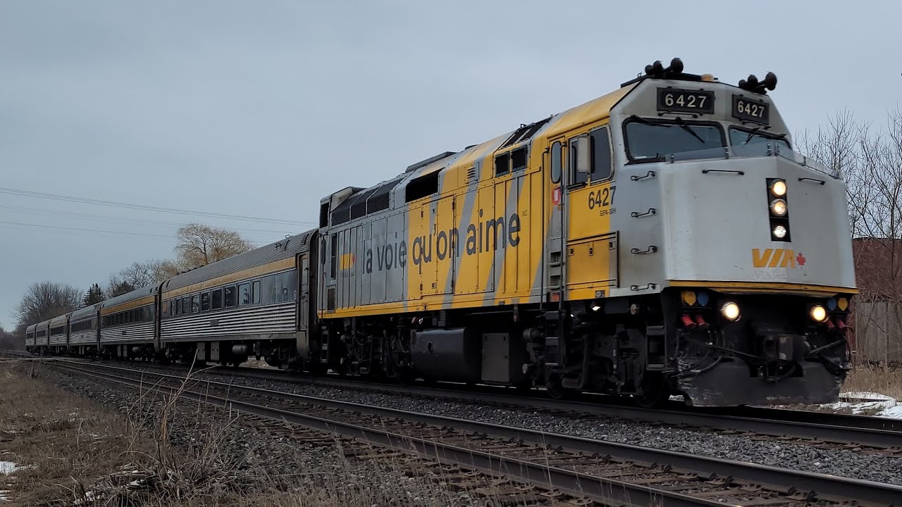 (Hep-2 Buffers!) VIA 73 - 6427 With Budd Cars In Lynden Ontario - YouTube