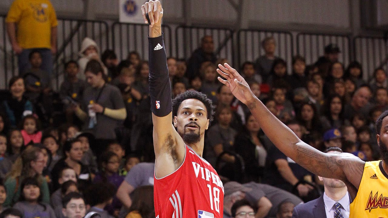 Raphiael Putney Makes a Splash at 2016 NBA D-League Showcase! - YouTube