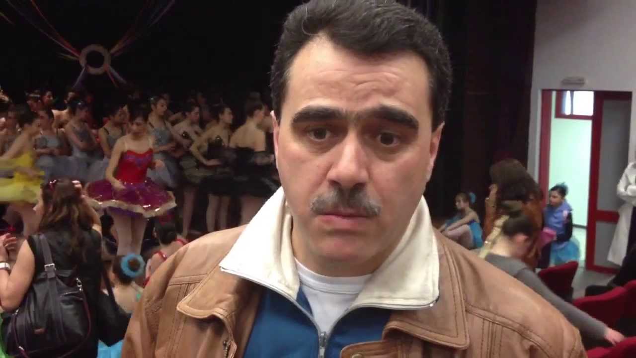 ΜΠΑΛΕΤΟ ΚΛΑΣΙΚΟΥ ΧΟΡΟΥ - YouTube
