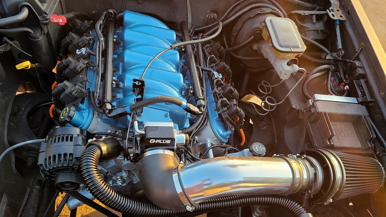 ITS SNOWING‼️ - YouTube