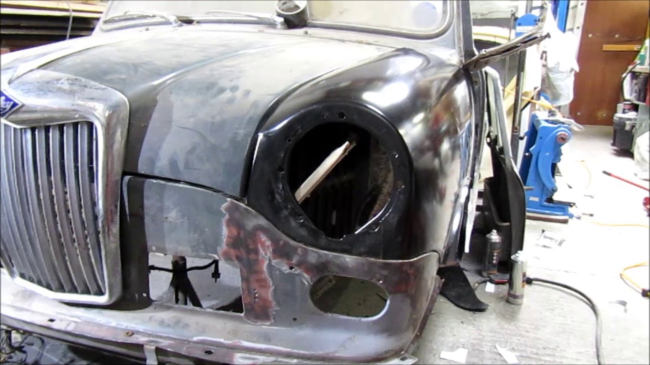 The Riley Elf Mk2 Part 9 - YouTube