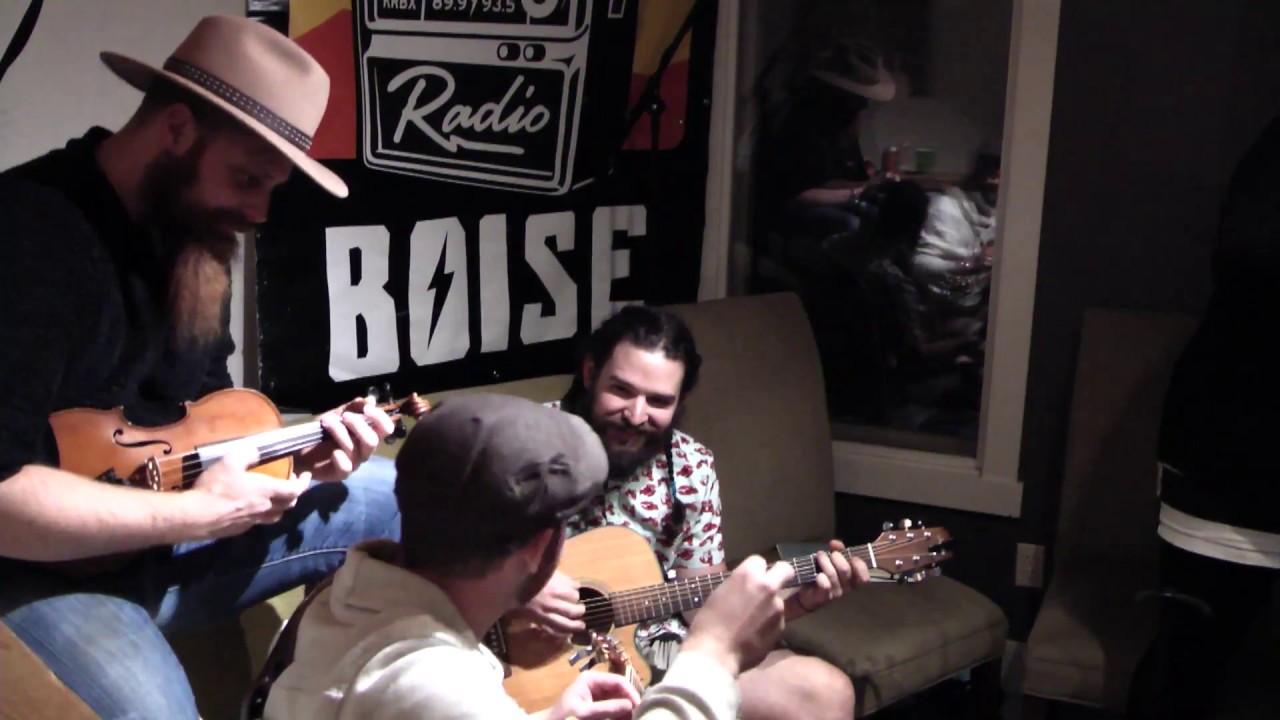 Couch Surfer Series: Malia Collins and The Trees The Trees (2018-10-14 ...