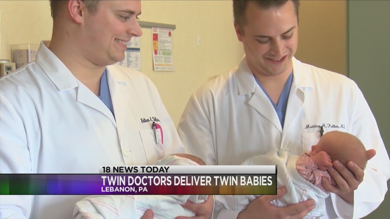 Twin doctors deliver twin babies - YouTube