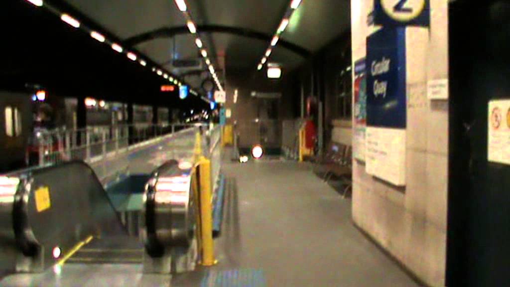 Train Station Sydney, Circular Quay - YouTube