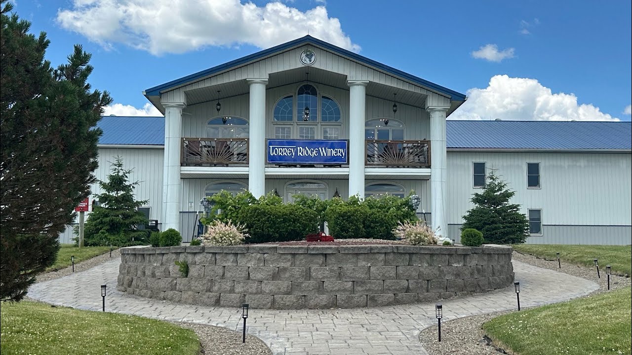 Torrey Ridge Winery in Watkins Glen New York/for Wine Aficionados - YouTube