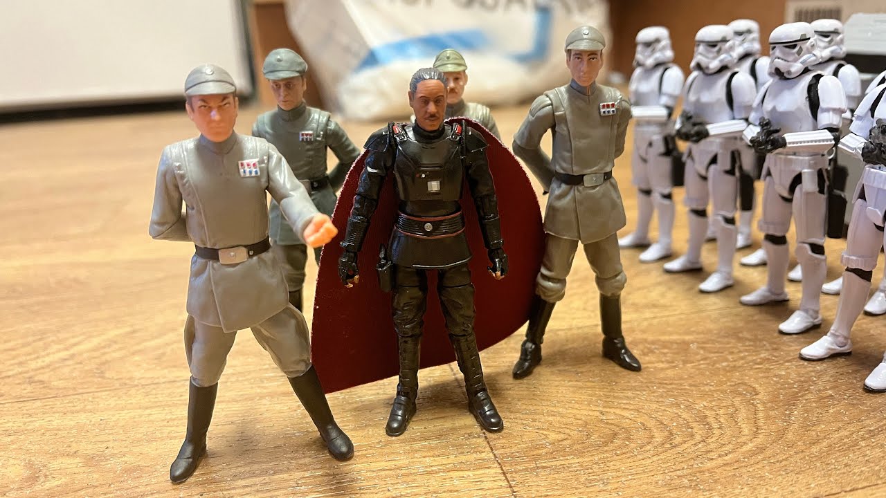 Star Wars Imperial March Army - YouTube