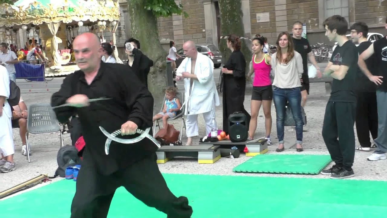 Bagua ziwu yuanyang yue - YouTube