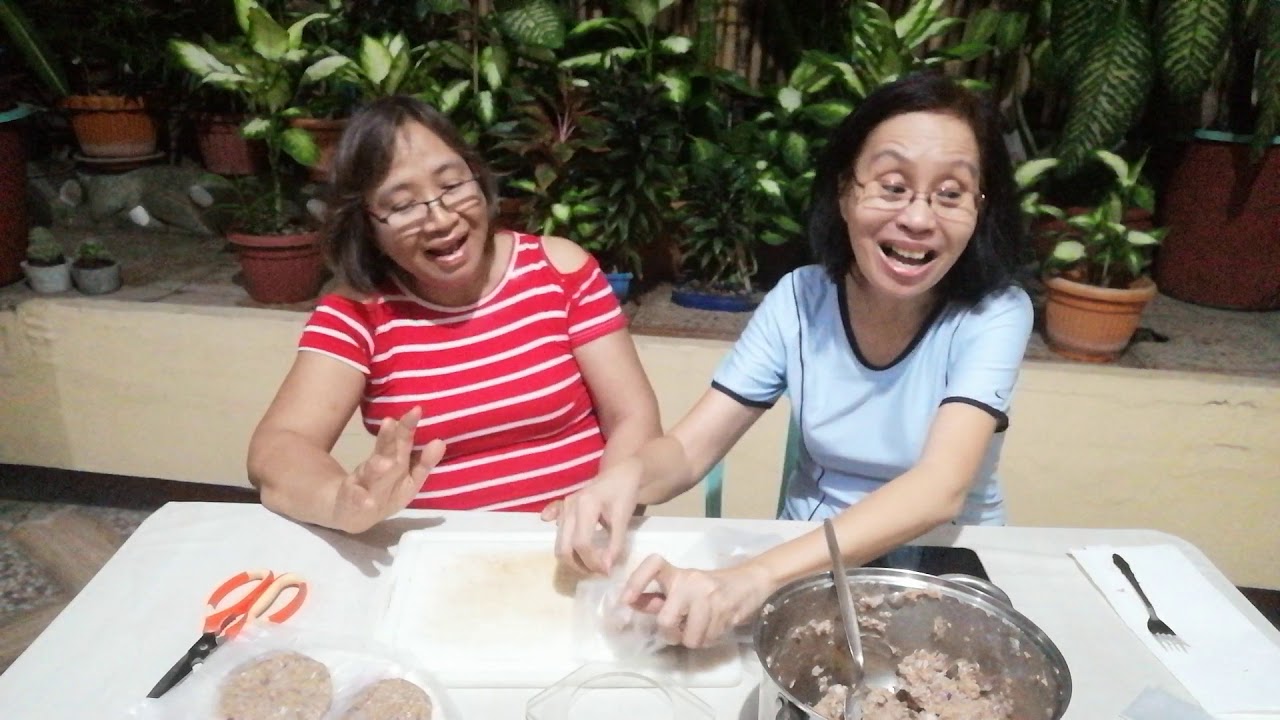 6. Part 3c -forming of beef patties with tvp extender - YouTube