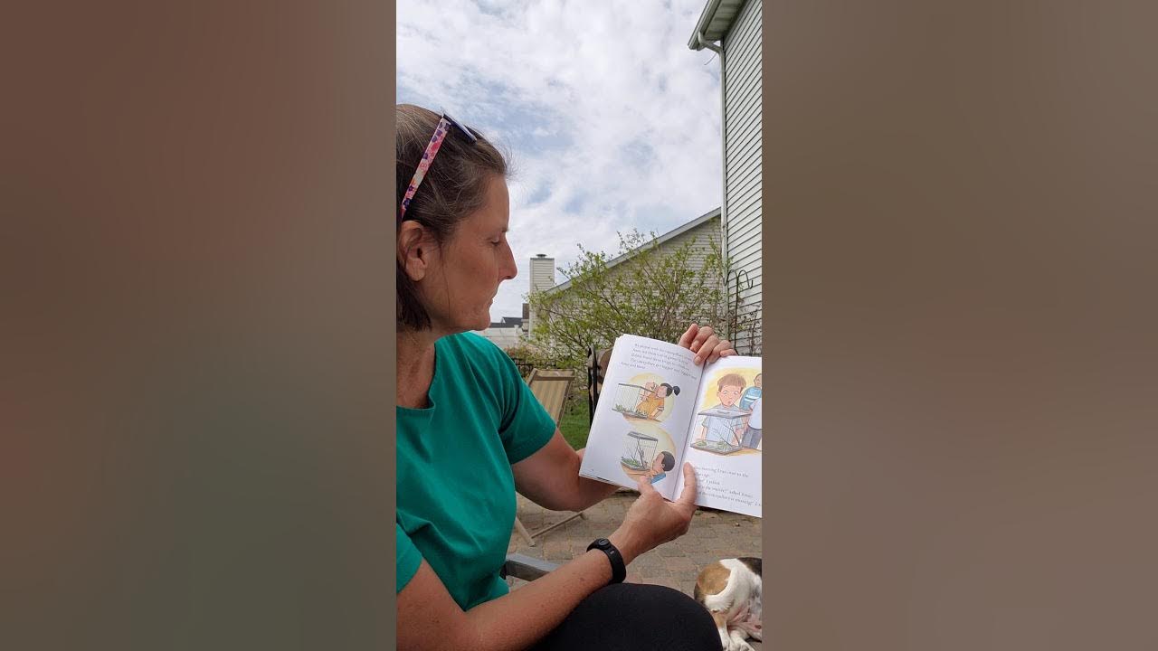 Caterpillars on the move - YouTube