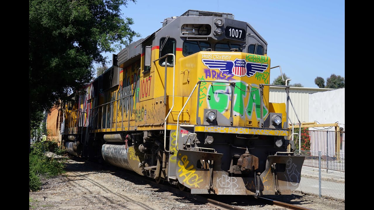 UP 1007 on the Santa Paula Branch 5-17-23 - YouTube