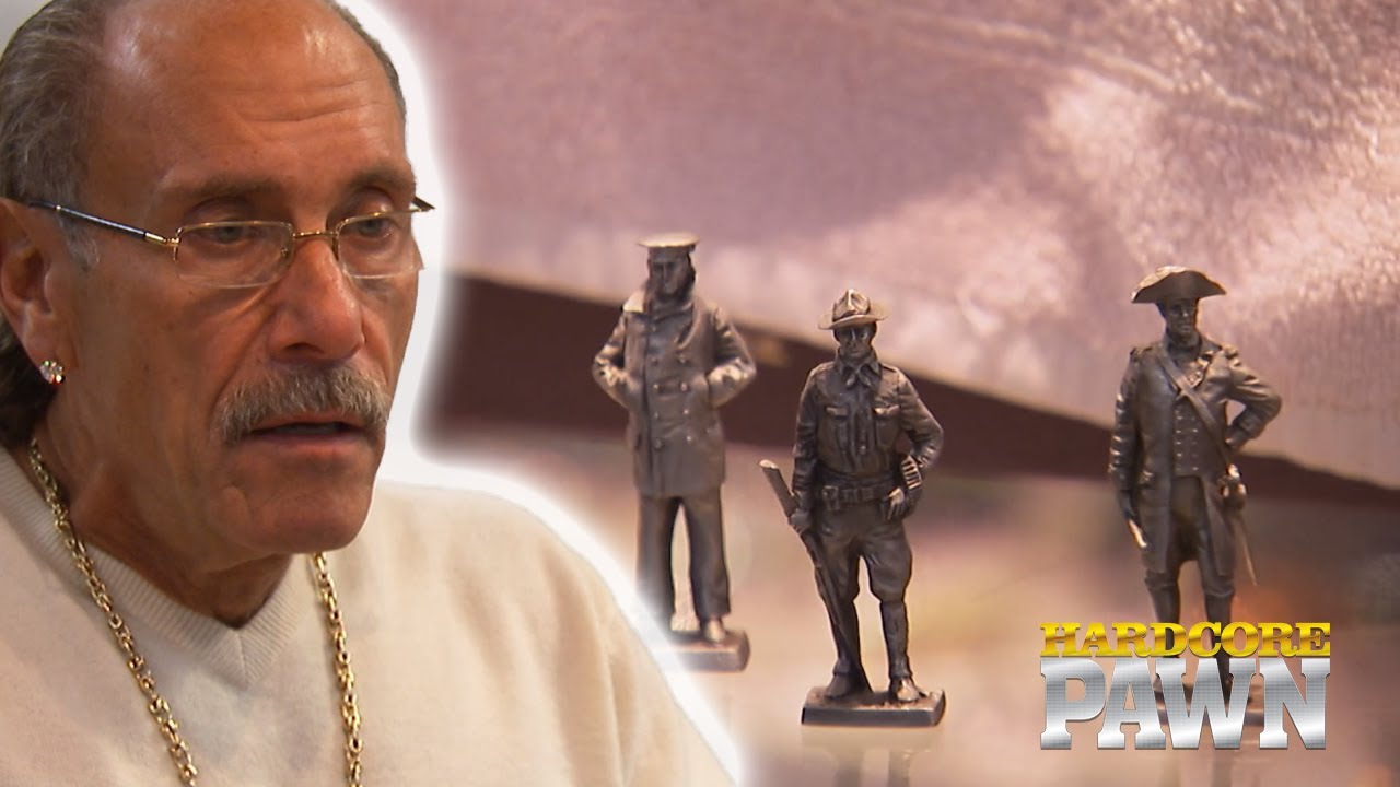 $1200 For Historic War Figures! | Hardcore Pawn - YouTube