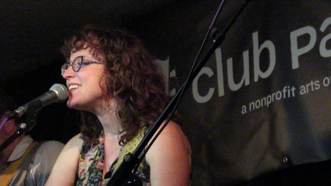 Miss Tess "Little Lola" - YouTube