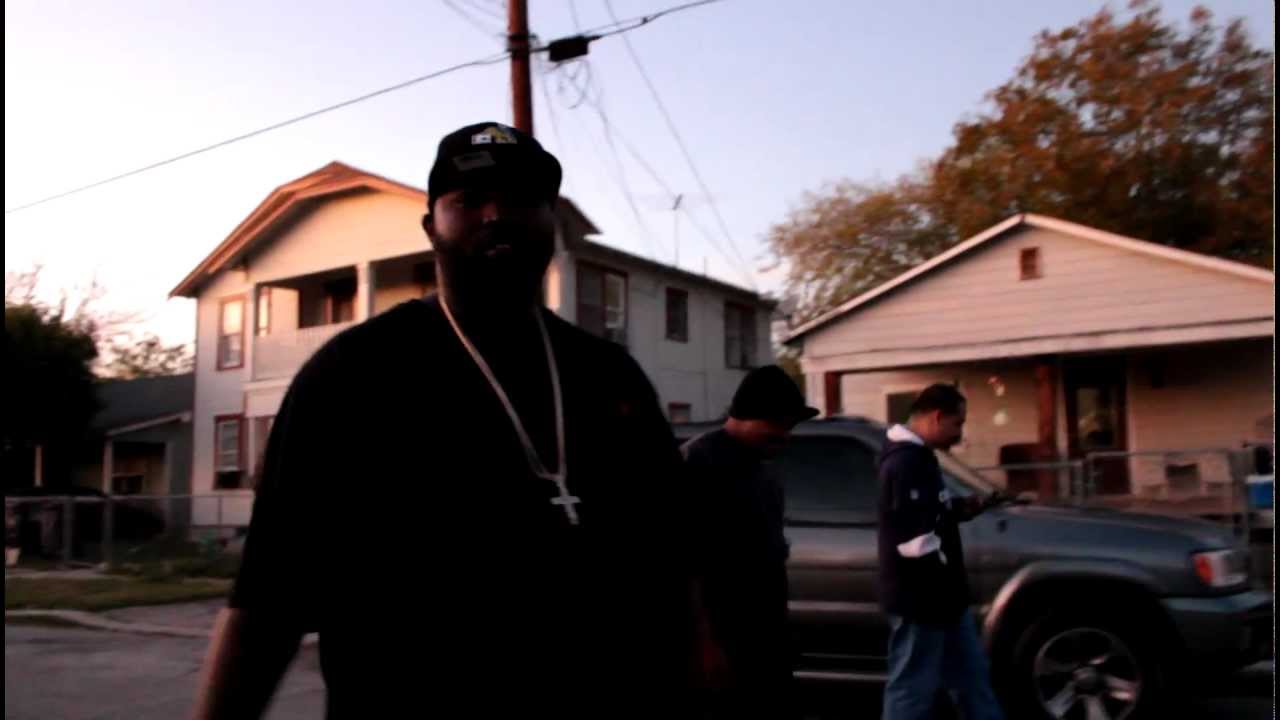 Lbz in the Hood - YouTube