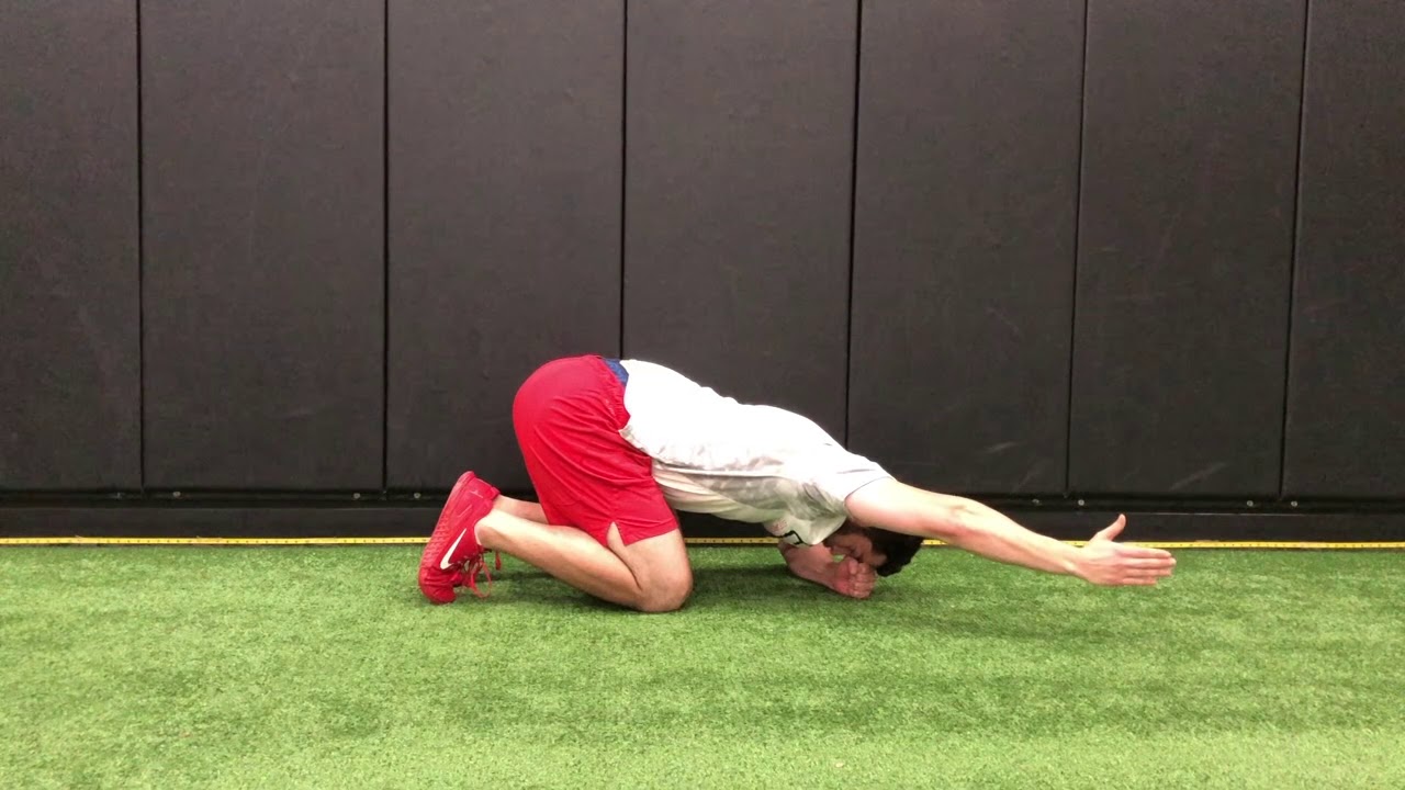 Reach Roll Lift - YouTube