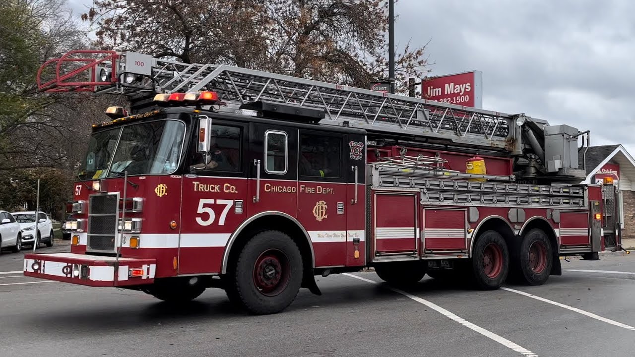 Chicago fire department Truck 57 responding - YouTube