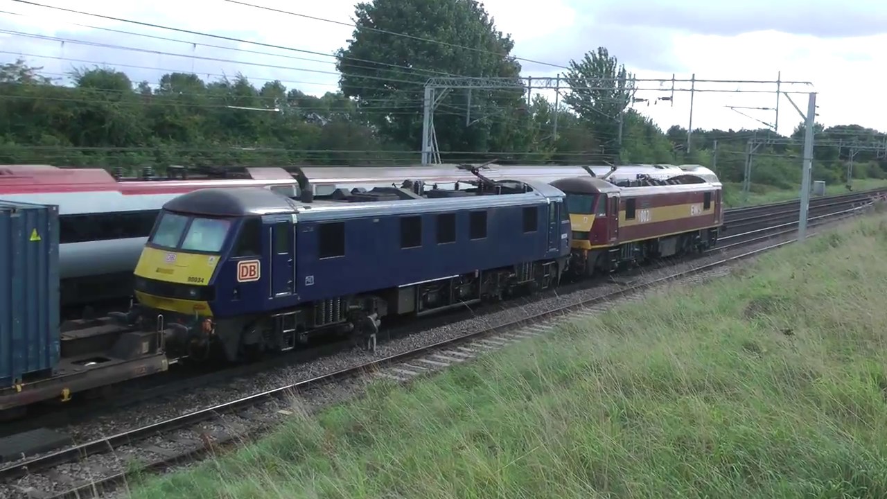 90020+034,sb Mossend Daventry Malcolm containers Casey La Crewe 12,9,17 ...