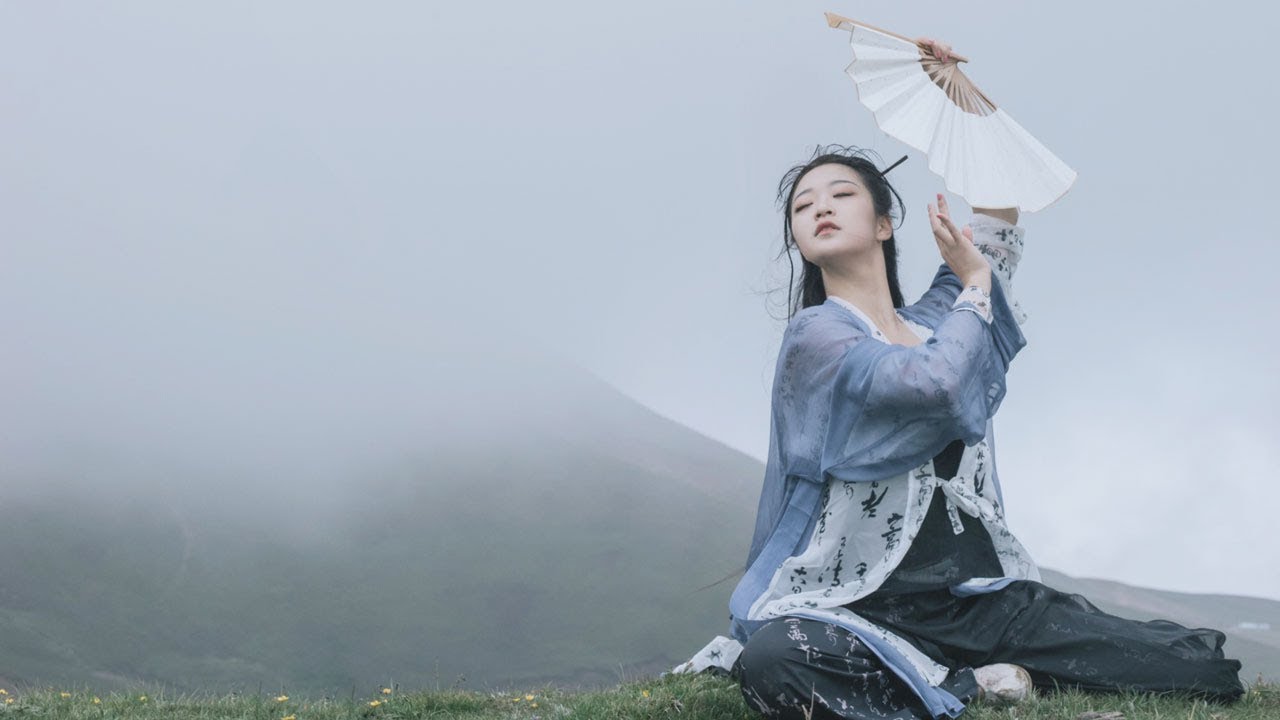 Hanfu Dance | Bloom in the Mountain Morning - YouTube