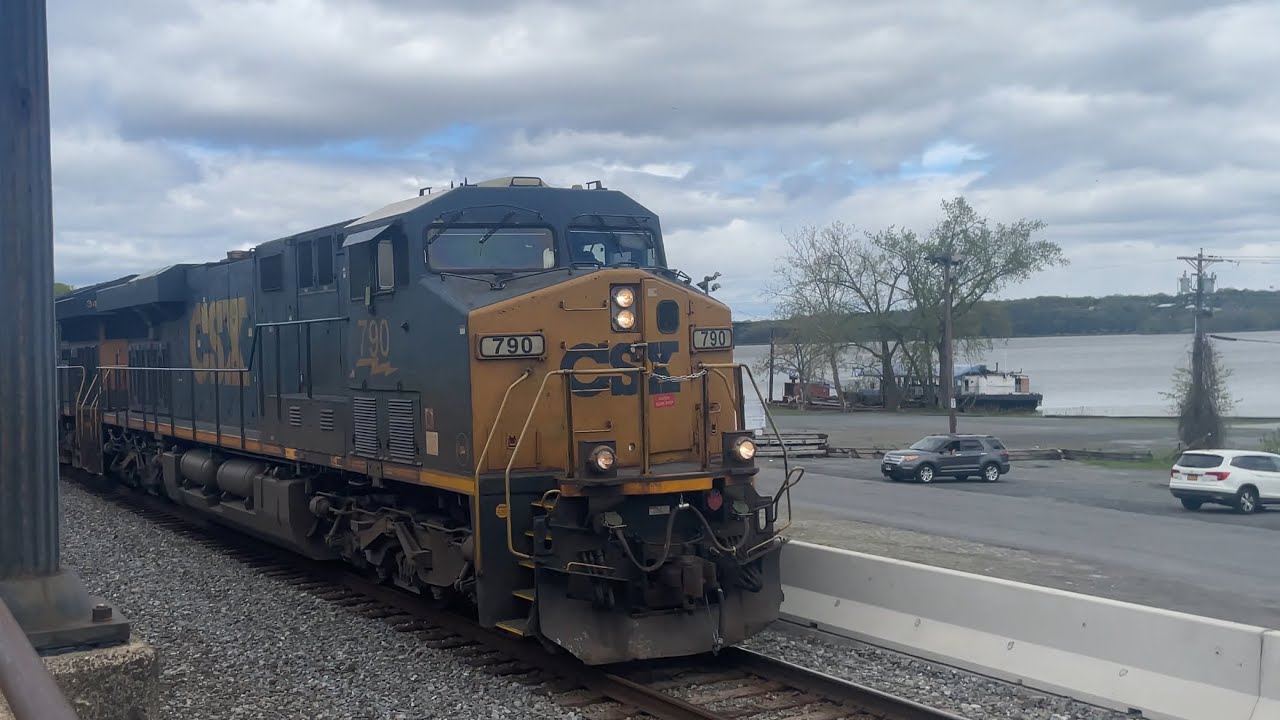 4/27/25 - CSX ES44AH 790, leads M403 at Newburgh, NY - YouTube