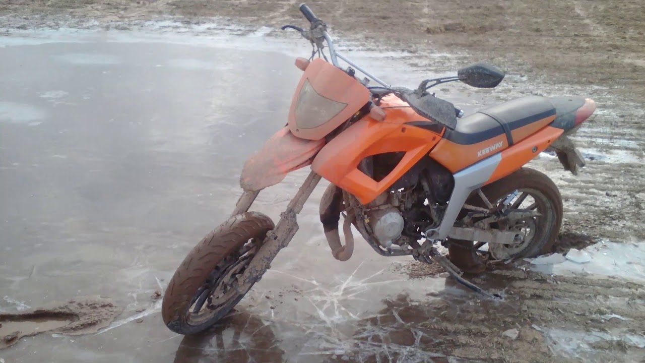 Pierwsza wpadka nowym moto (keeway tx50) - YouTube