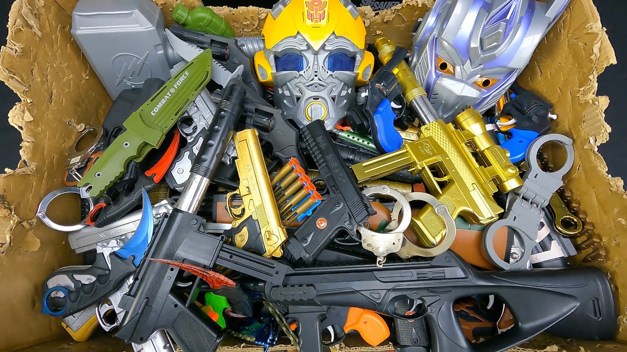 Transformers And Bumblebee Helmets, Toy Guns, Realistic Rifles ...