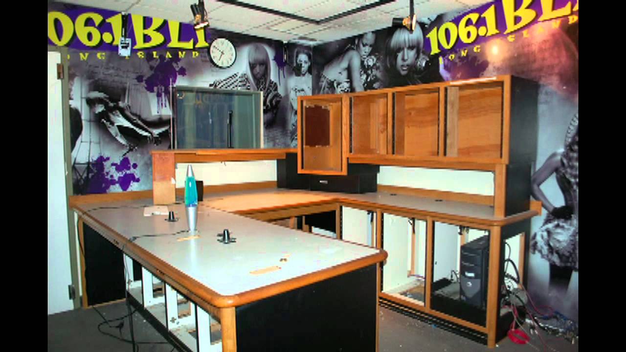 Radio Studio Time Lapse: 106.1 BLI - YouTube
