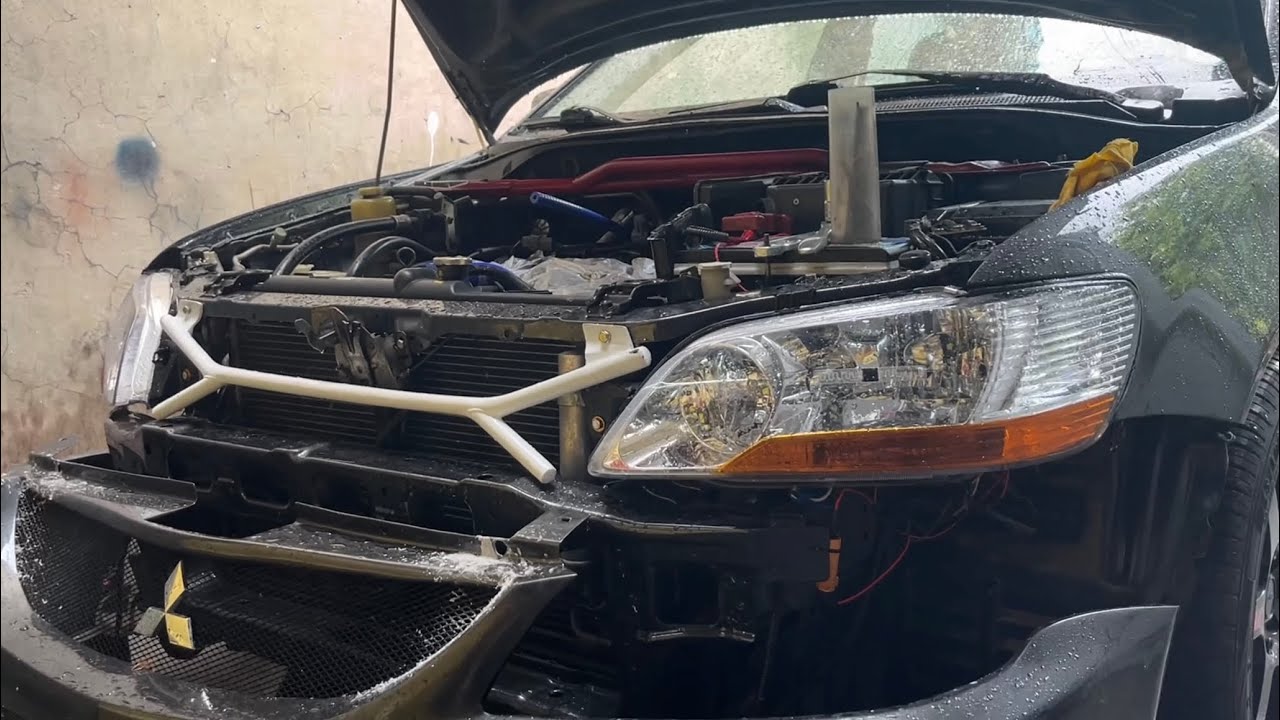 Lancer Cedia - Valve cover repaint with sticker / front brace install ...