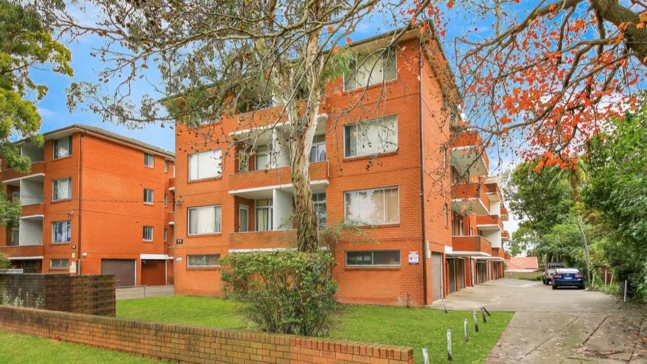9/79 Liverpool Road ASHFIELD - YouTube