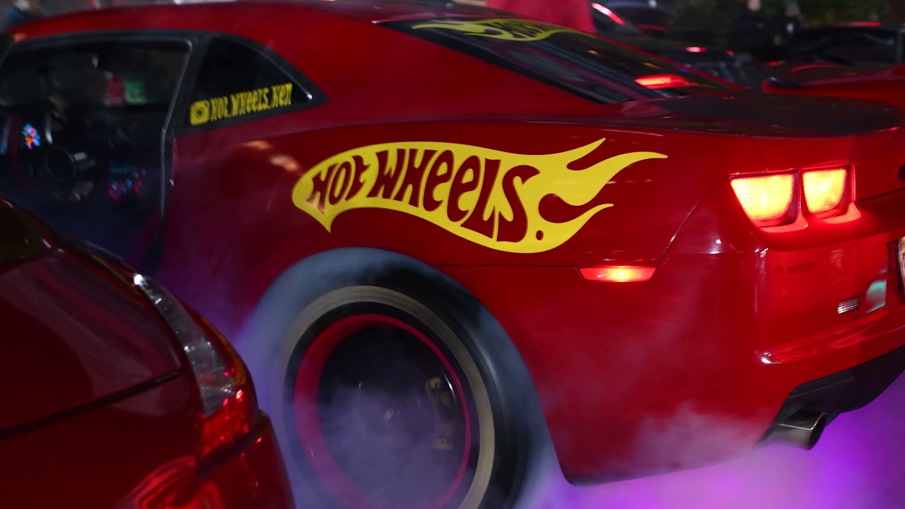 Mopar Burnouts raw & uncut [4K ULTRA HD] - YouTube