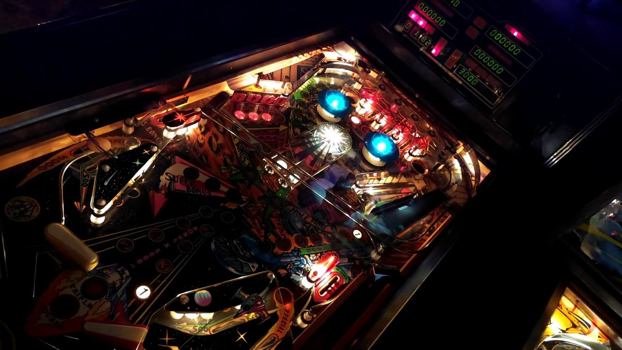 Pinball Space Train 1987 Mac - YouTube