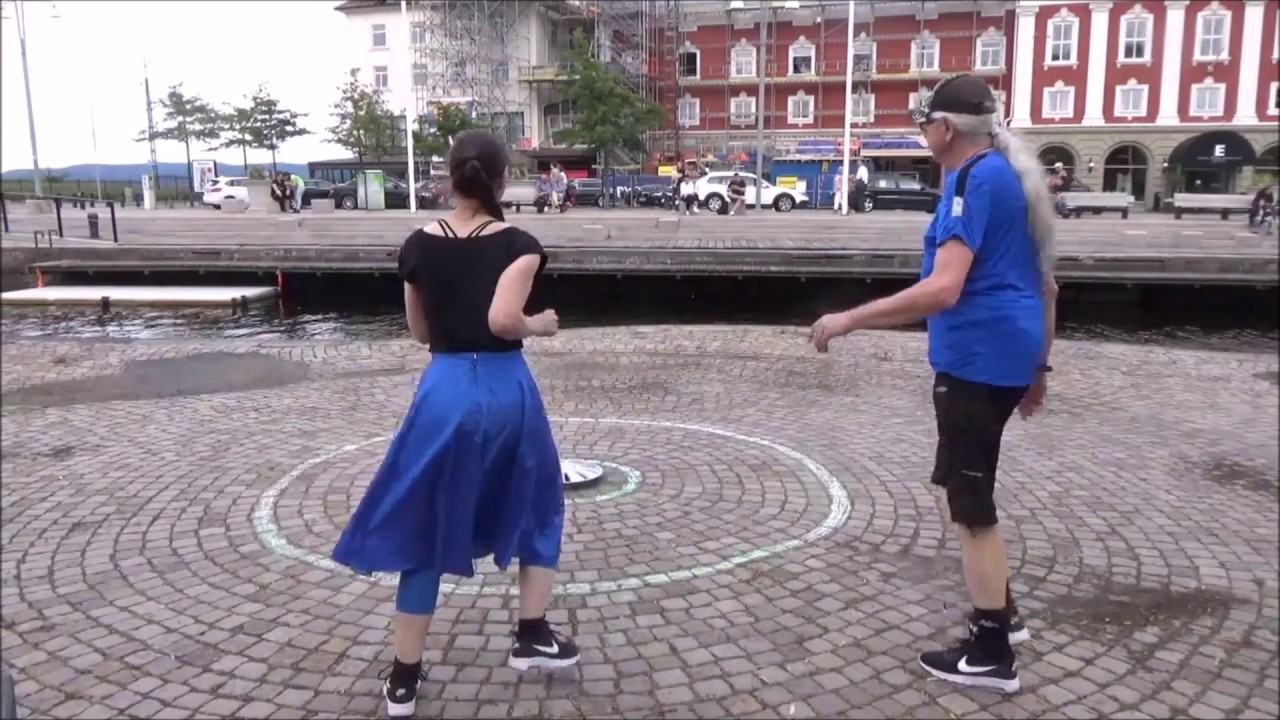 World Circle Dance Day 170716 - YouTube