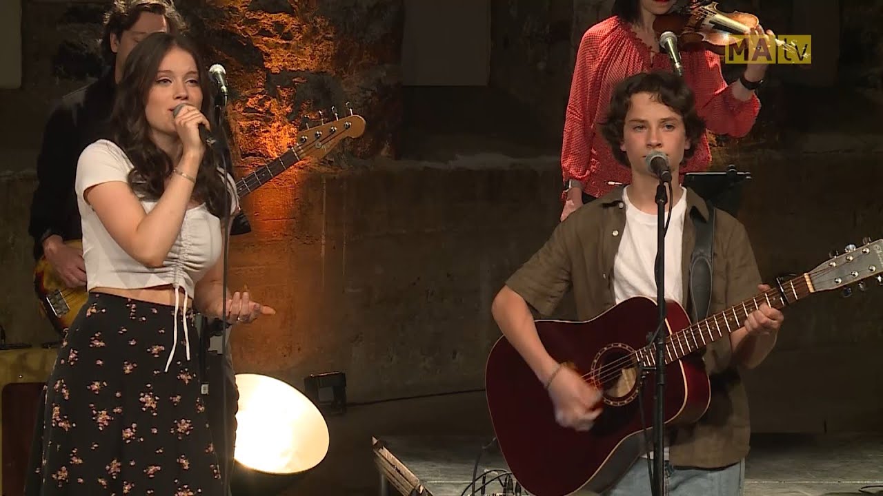 Livia et Alexis St Pierre | Mon amour mon ami - YouTube