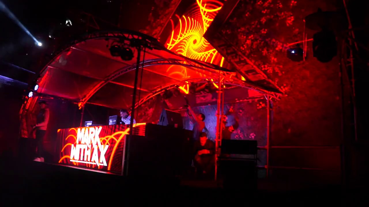 Intro Mark With a K LIVE @ Flashback Festival (2018) - YouTube