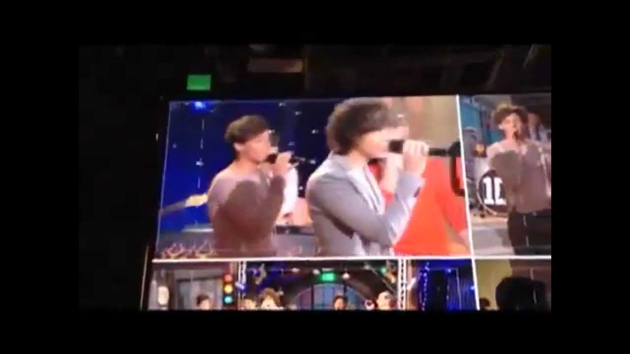 One Direction on iCarly - YouTube