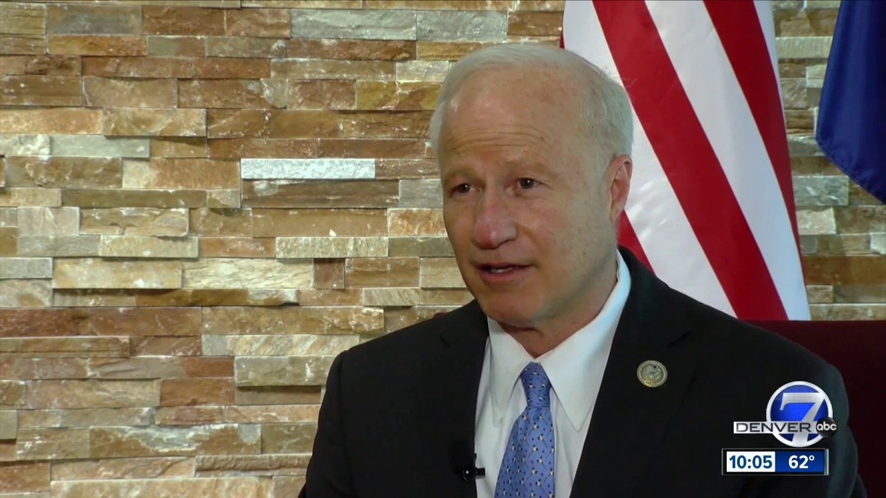 Rep. Mike Coffman talks delays at Aurora VA - YouTube