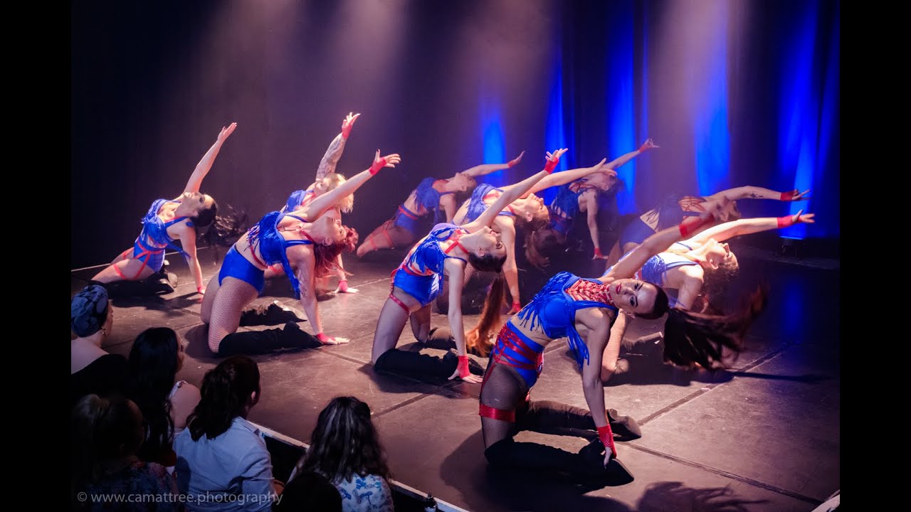 Advanced Neo Burlesque students perform Voicemail - The Bombshell ...