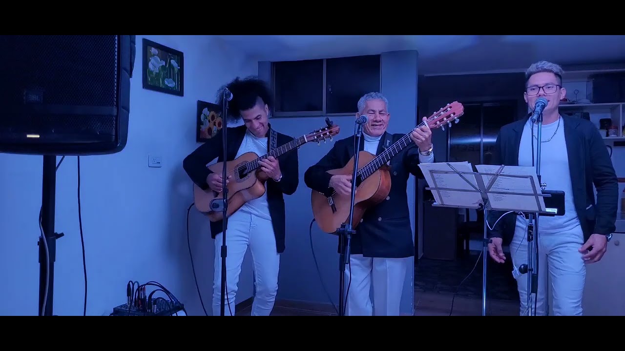 QUE ES AMOR LUIS FER Y SU TRIO MAJESTAD - YouTube