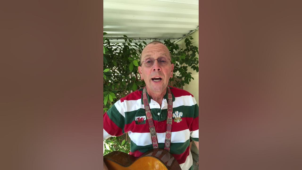 Los Pollitos (a Mexican Folk Song) - YouTube