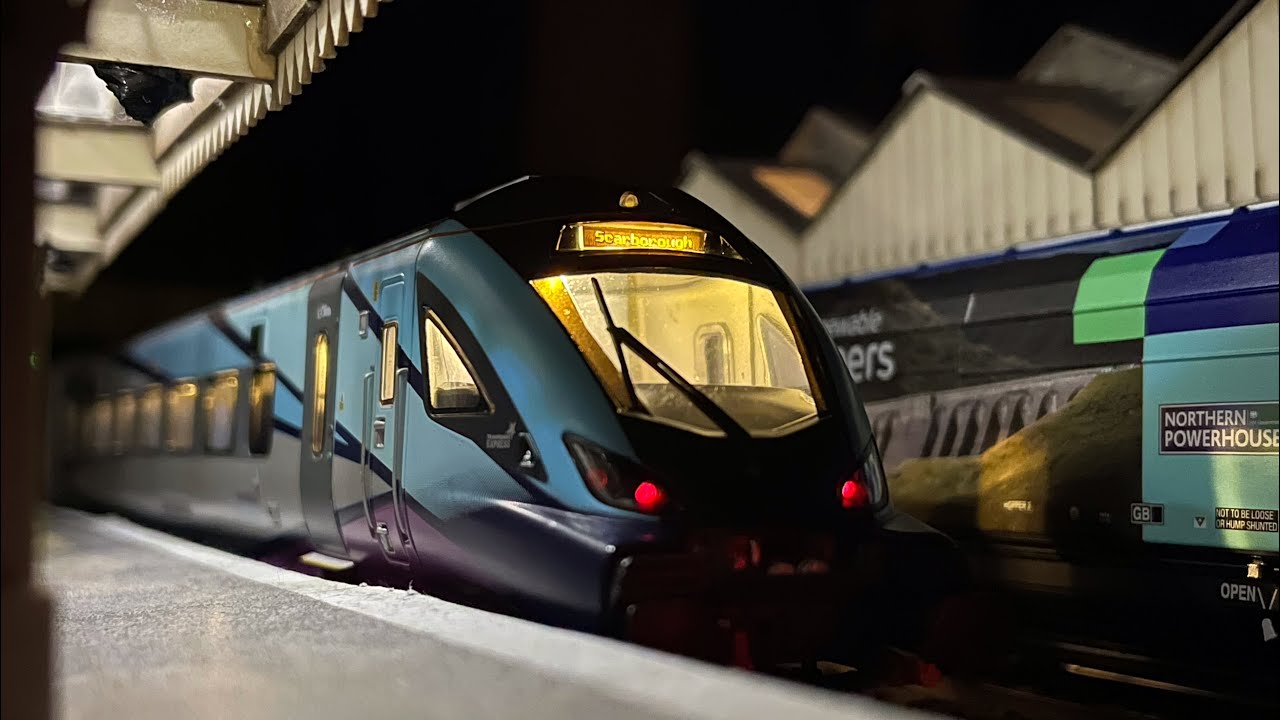 Gwinear Lane | New Accurascale TPE Mk5a’s | Delivery and first ...