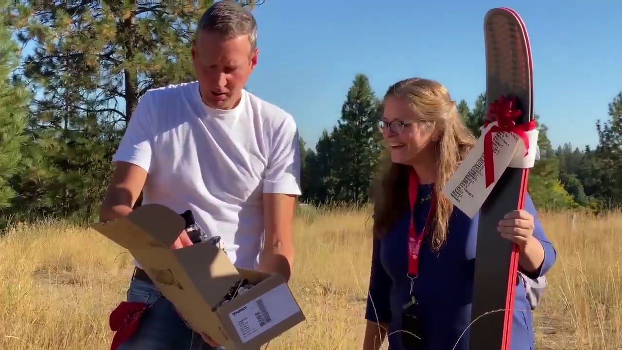 Jonathan Moo Ski Gift - YouTube