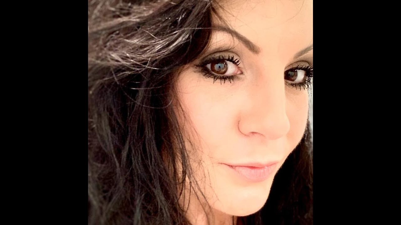 Stephanie Snow's Instagram, Twitter & Facebook on IDCrawl