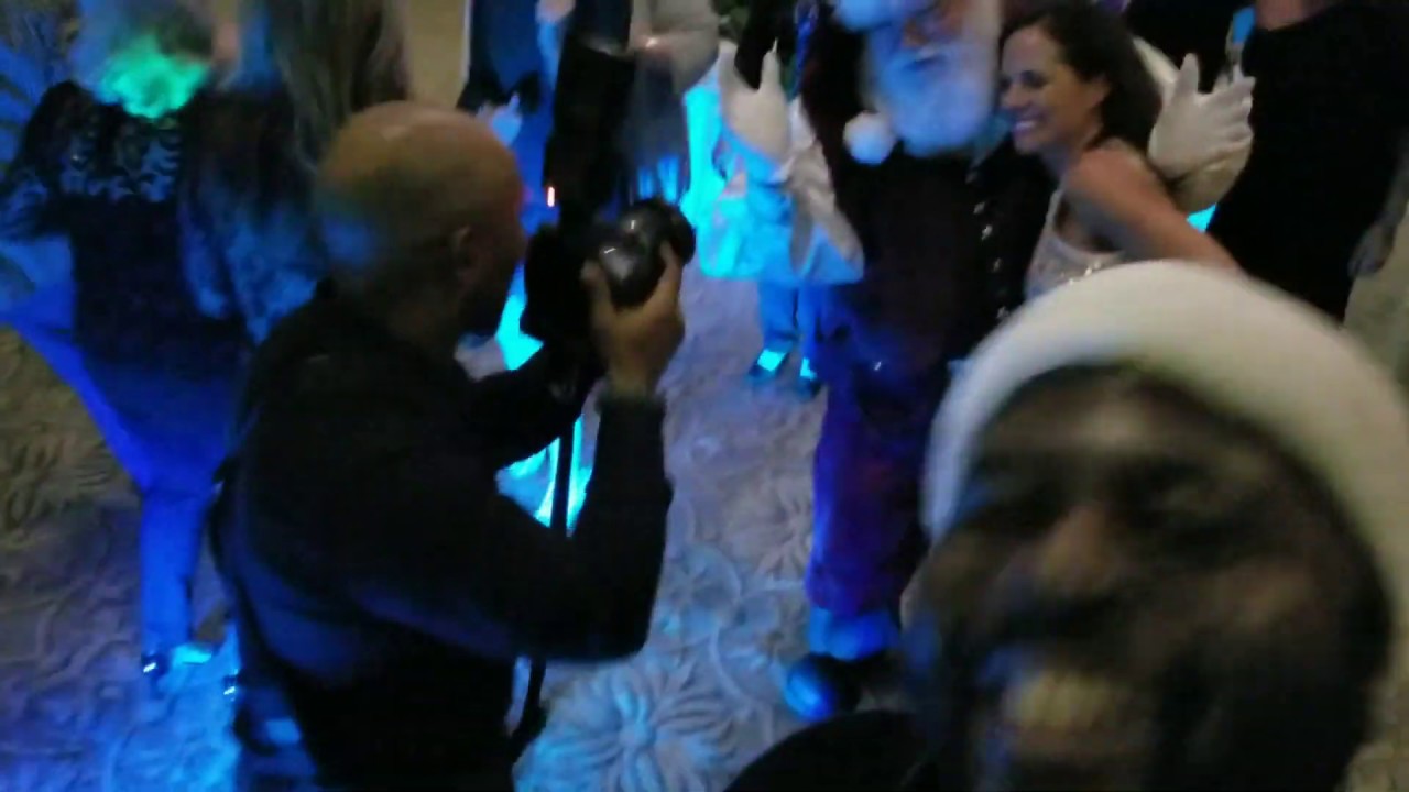 DJ HD Gig Log Wild Corporate Christmas Party - YouTube