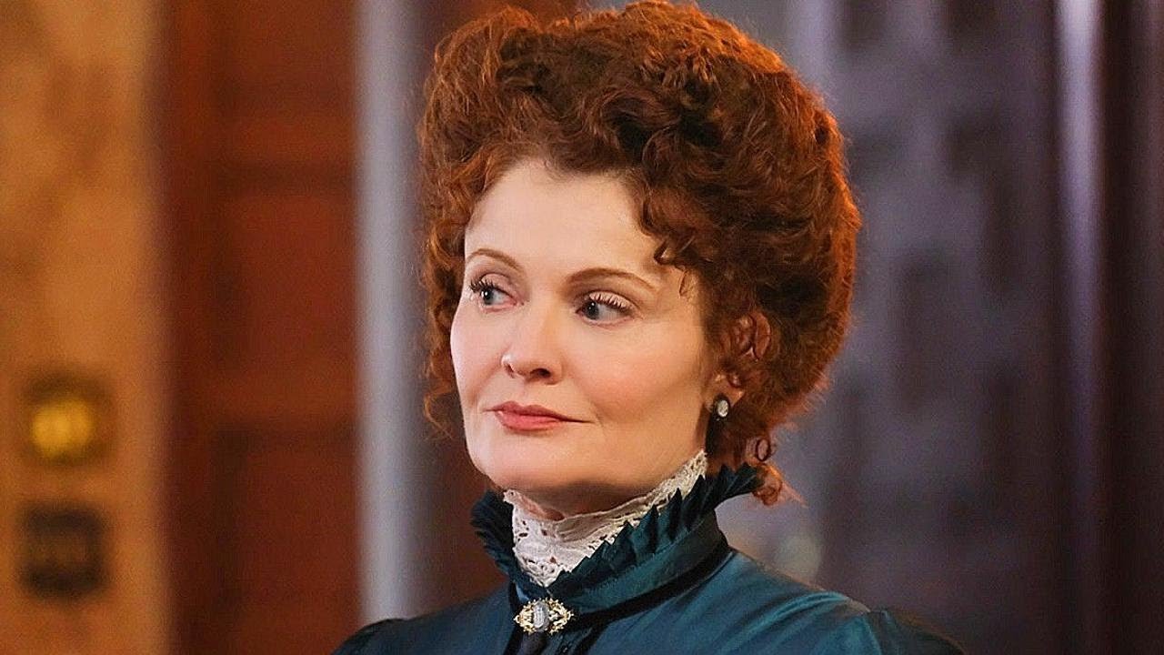 Hetty's Power Reveal In Ghosts Is "One Of The More Impressive," Tease Stars - YouTube