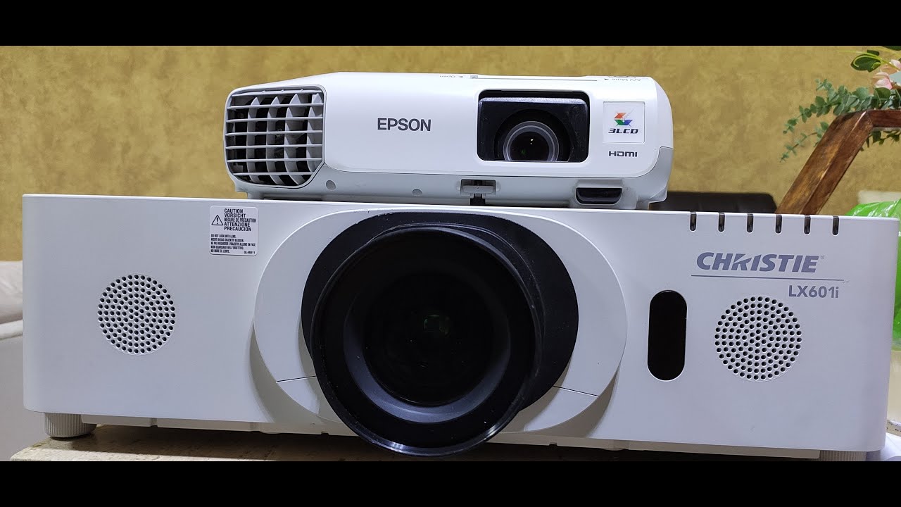 Proyector Christie LX601i de 6.000 lumenes, para eventos grandes. - YouTube