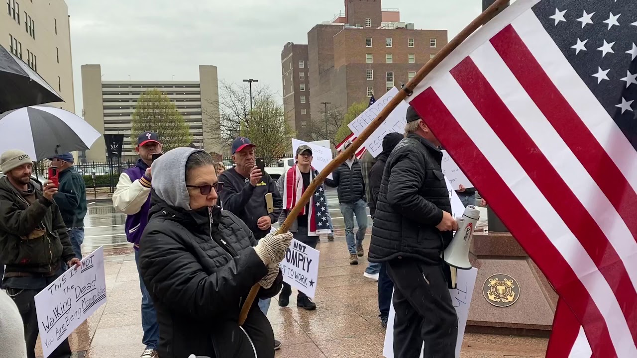 Coronavirus: Ohio Statehouse protesters call for Gov. Mike DeWine to ...