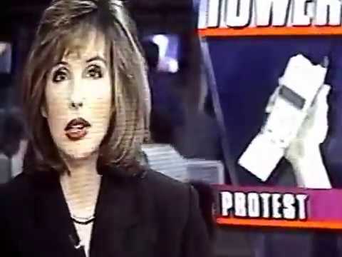 RDMVTL 2412 ~ 11/3/1997 {MY STORY} WATCHING TV NEWS P6 @ {GRAM & POP'S} VENICE , FL Amtrip P193