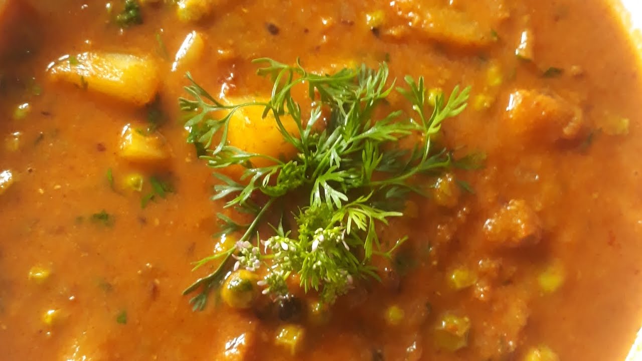 How to prepare potato green peas recipe// Aloogadde batani pally # ...