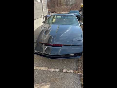 Knight Rider KITT Talking - YouTube